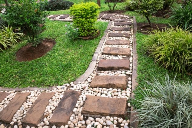 10 Impressive Stepping Pathway Ideas For Outdoor Areas - Genmice