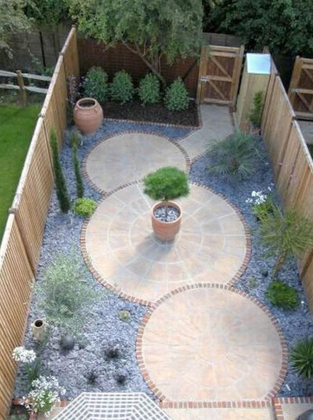 Most Beautiful Small Backyard Decorating Ideas That It Will Amaze You ...