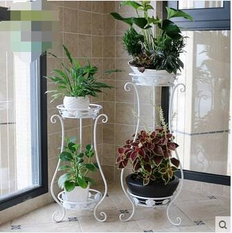 Most Stunning And Innovative Vertical Pot Ideas That Will Add Beauty To ...