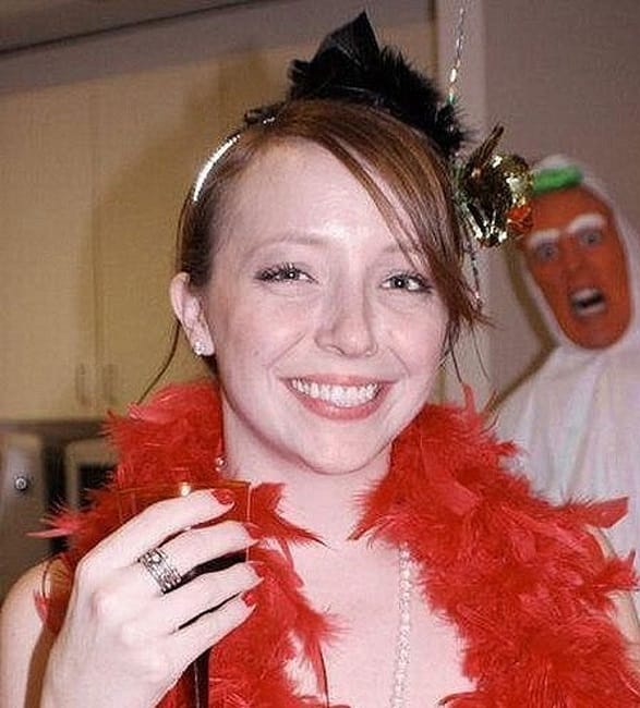 10 Awkward Selfies Of The People Which Turned Out To Be Very ...