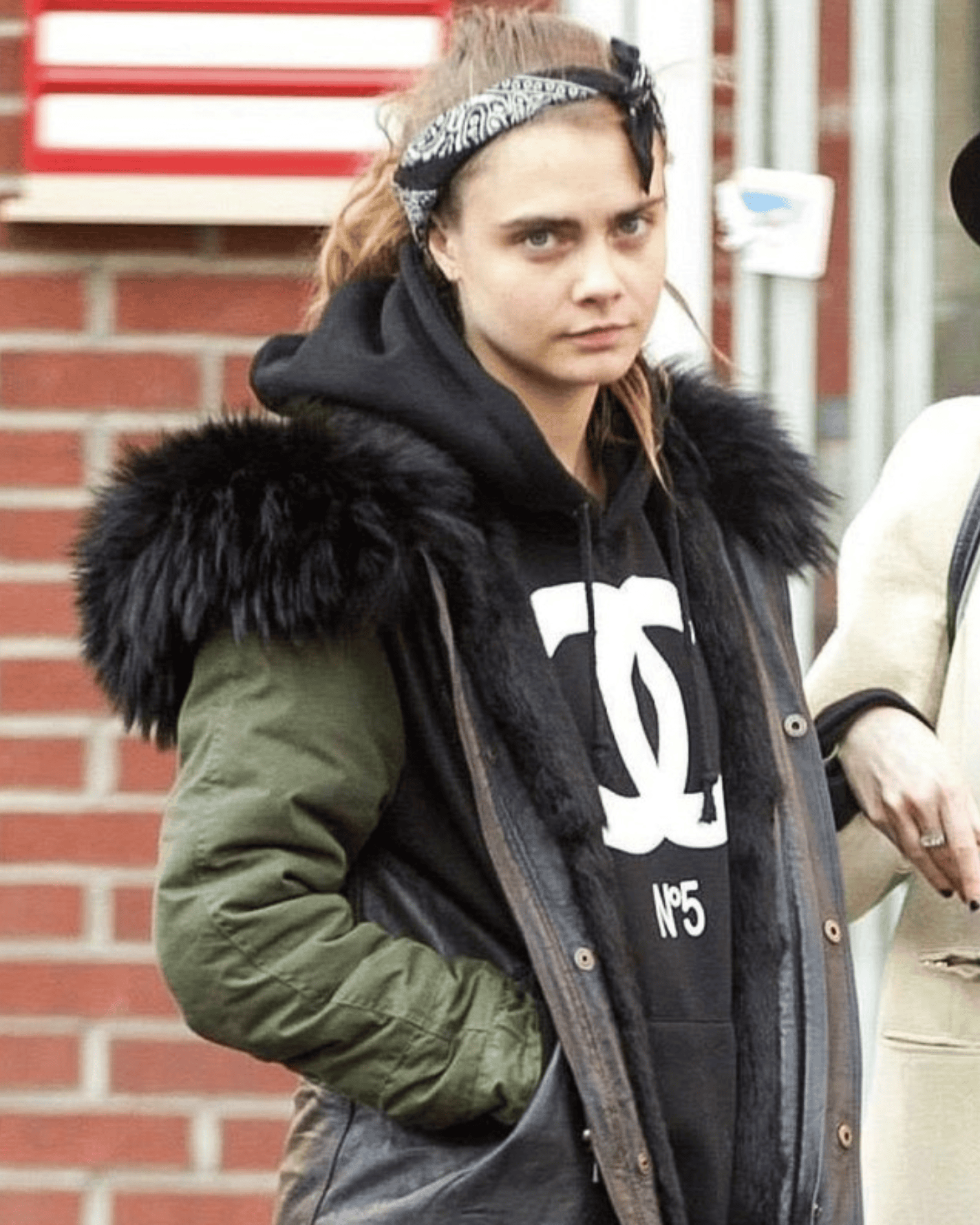 10 Popular Top Models Looks In Real Life - Genmice